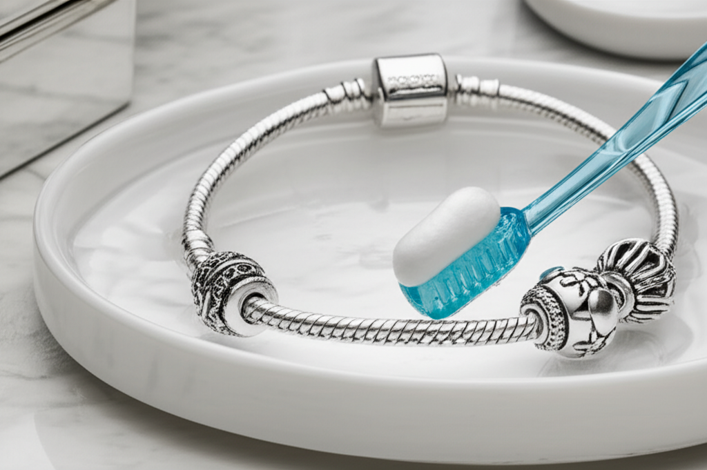 How To Clean Pandora Bracelet Toothpaste: Essential Genius Method ...