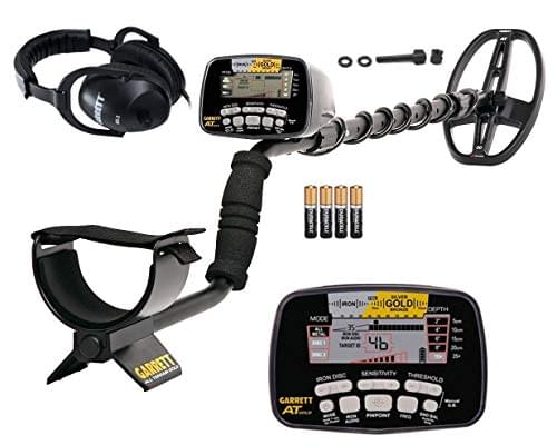 10 Best Metal Detector for Gold: A Guide from Choosing to Buying